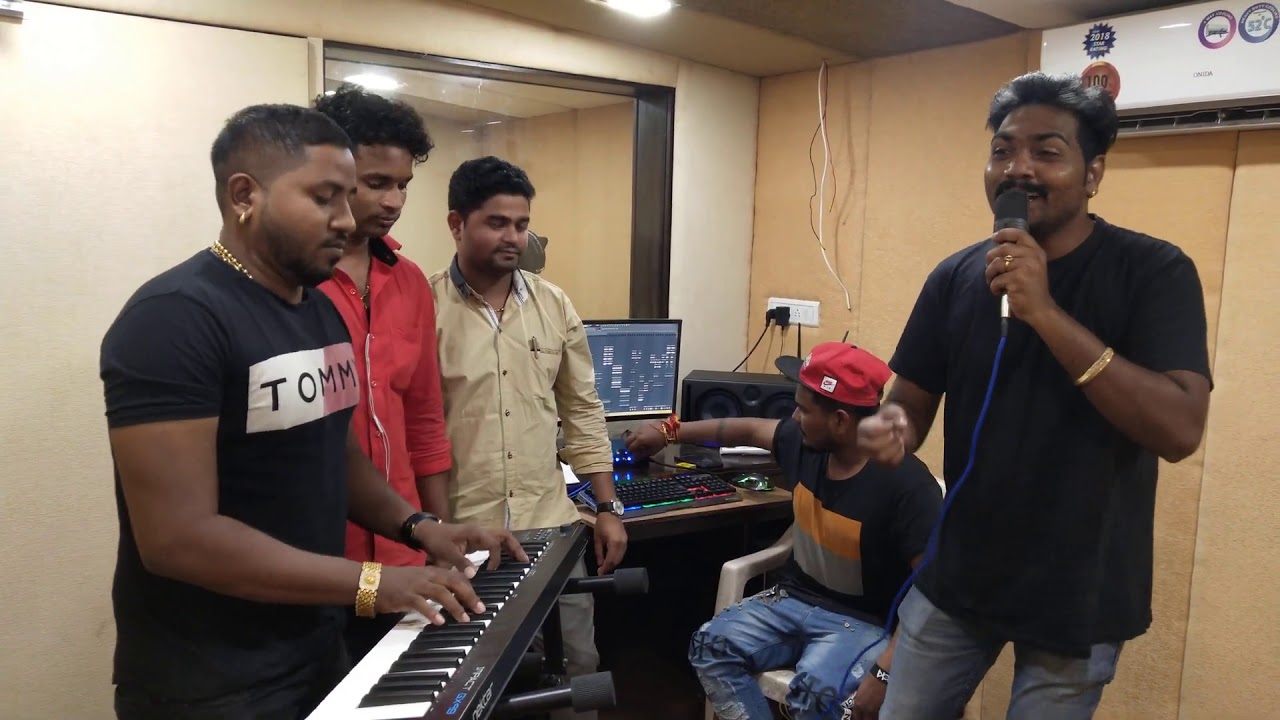 Parmesh mali live studio hota thanyacha dhanya wagh - YouTube