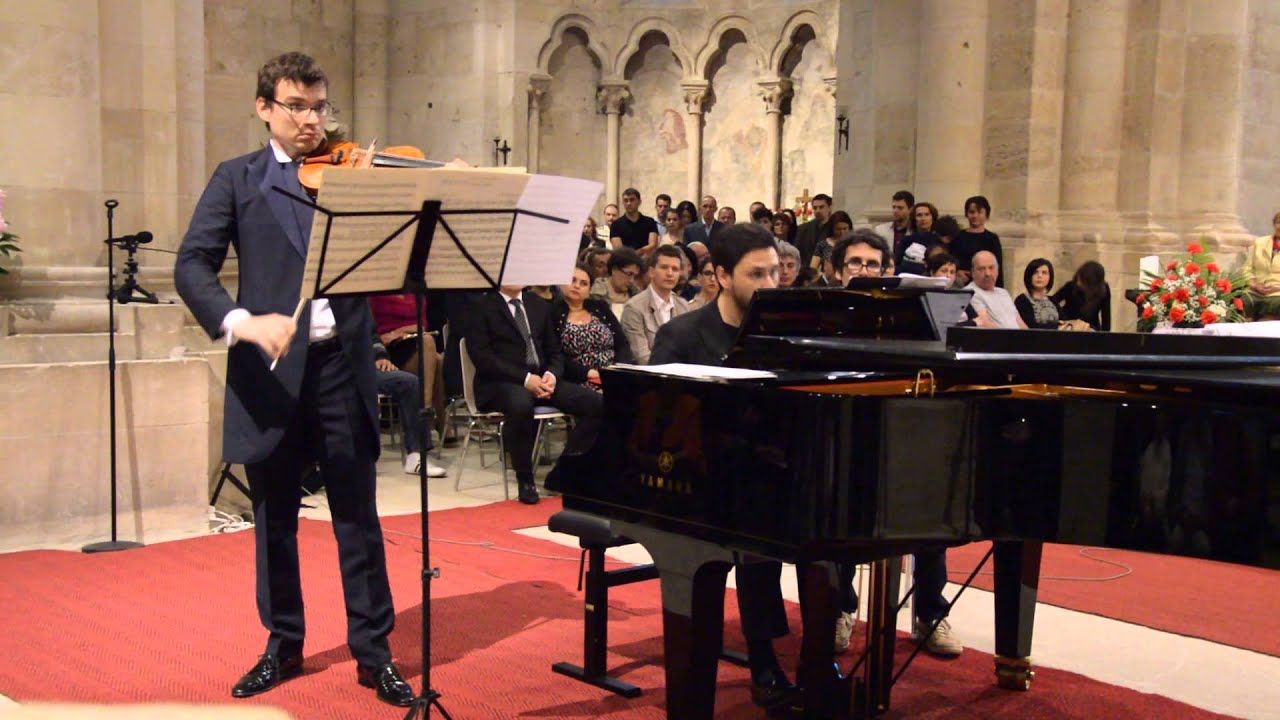 Recital fabulos la Alba Iulia - Alexandru Tomescu si Eduard Kunz - YouTube