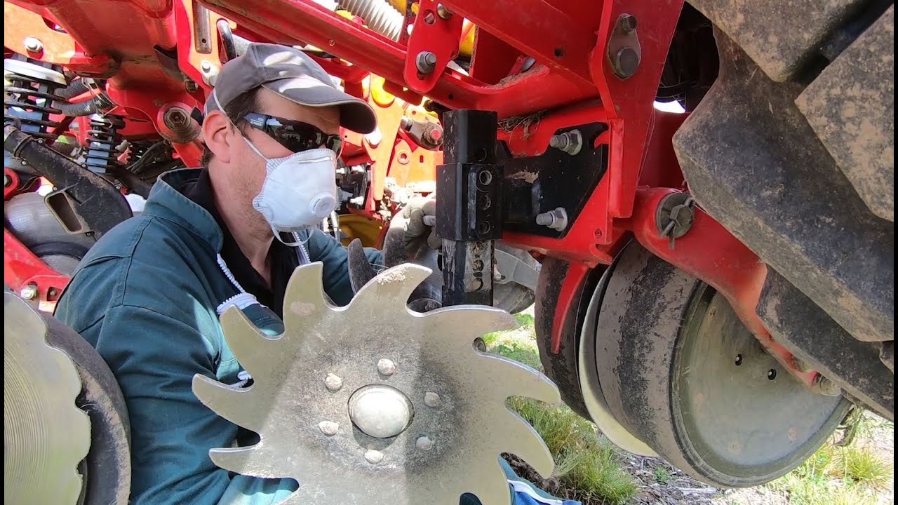 Semis direct : Comment adapter le semoir ? - YouTube