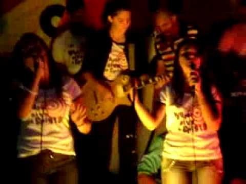 Sara Dayan / Arde Outra Vez - YouTube