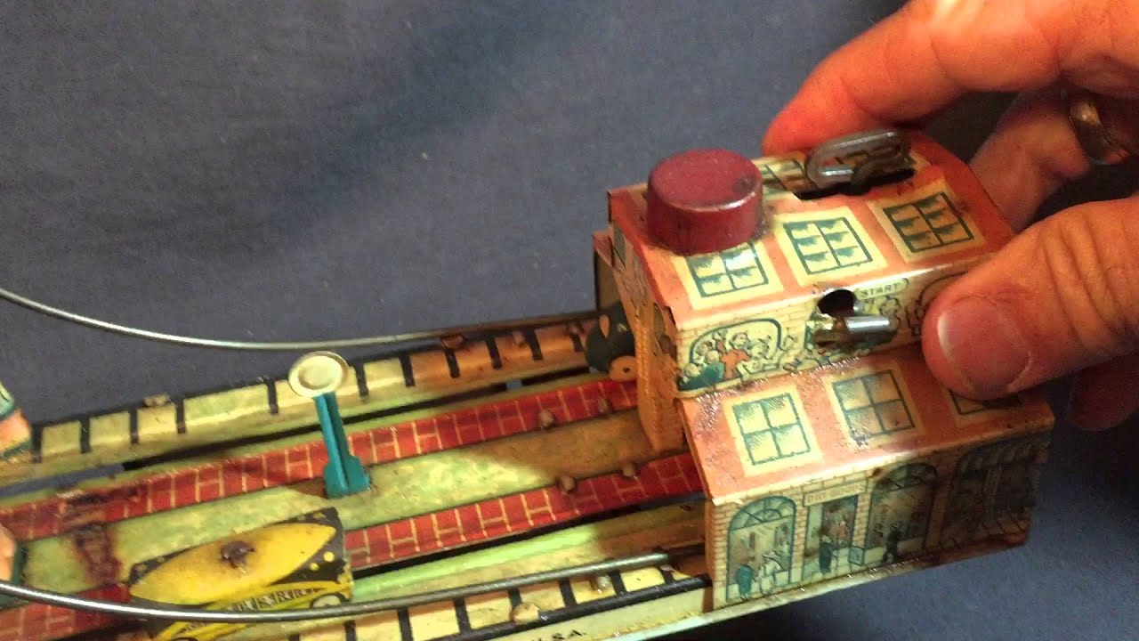 Marx "Busy Bridge" Wind-up Tinplate Litho ca.1937 - YouTube