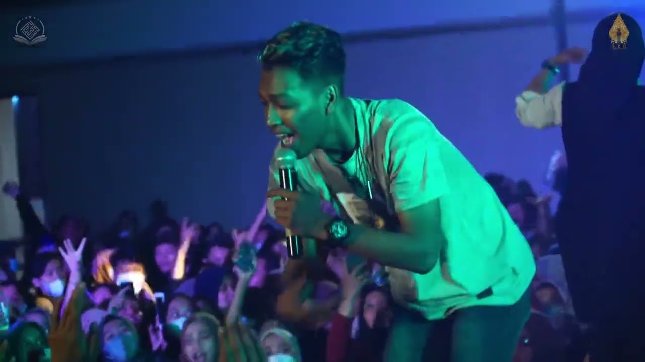 YOWES MODARO - Aftershine ft Damara.de (live at Salatiga Creative ...