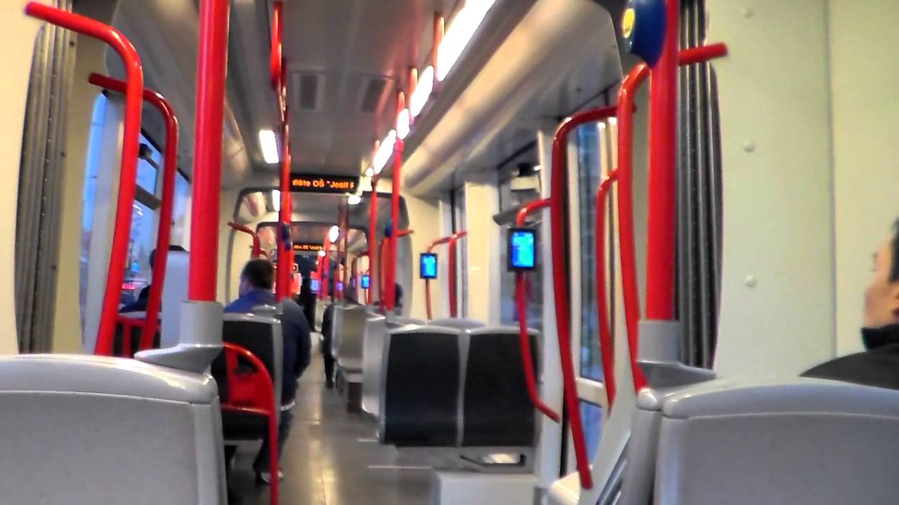 Belgrad: interior tramvai CAF Urbos 3 - YouTube