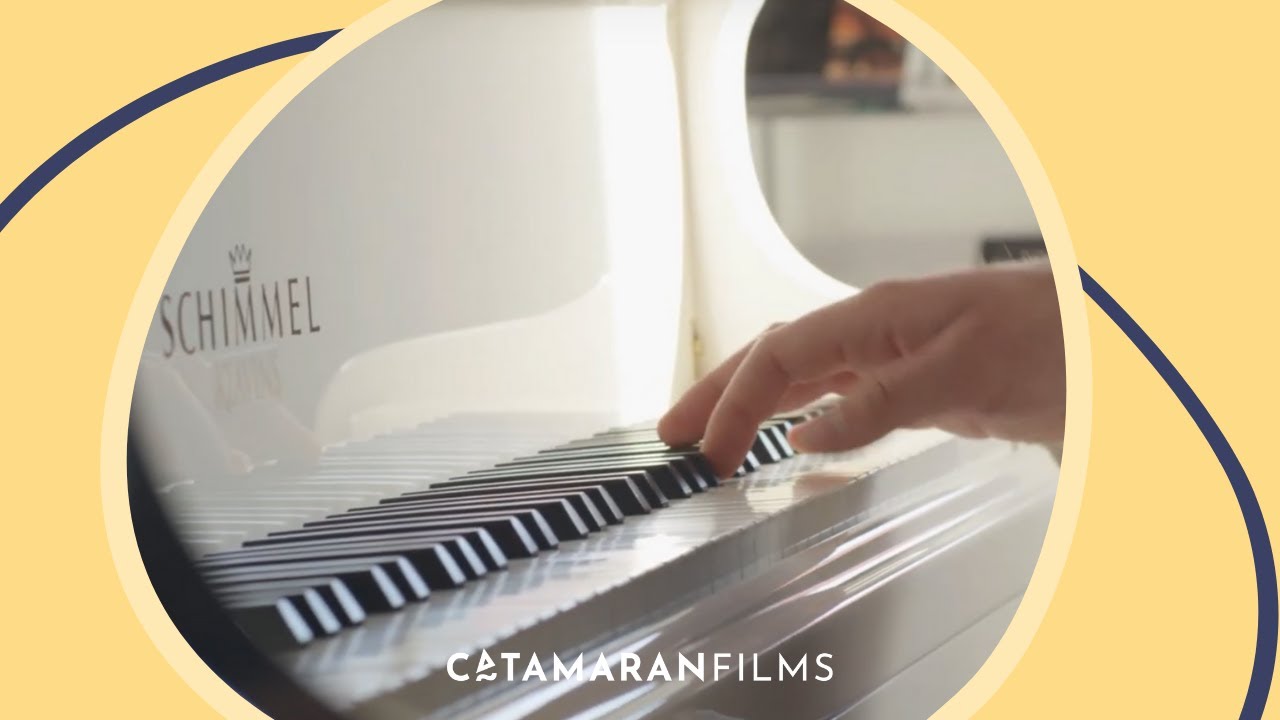 Musikvideo Karl Thesing - Foreign World - YouTube