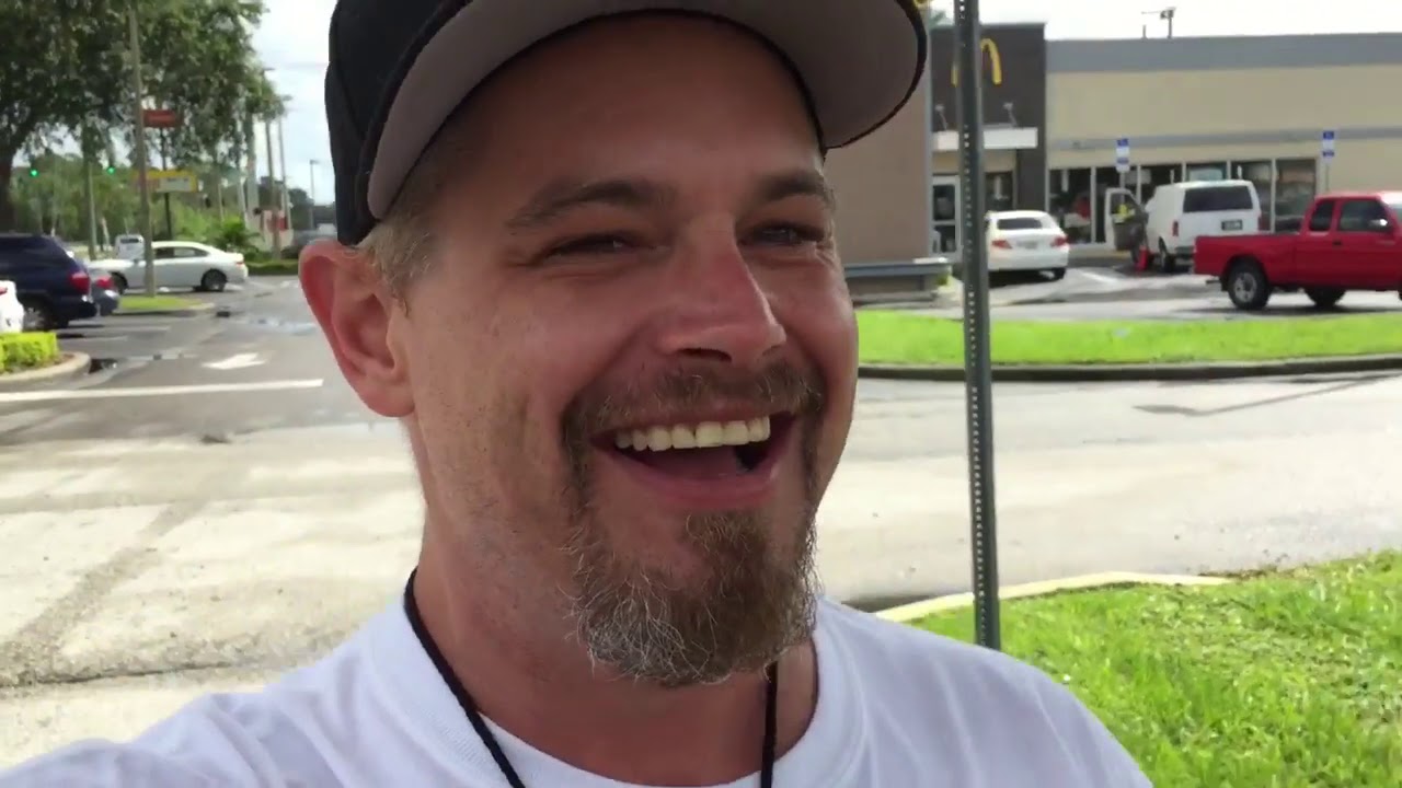 (Reupload) (Charlie Chill) AN EMBARRASSING SITUATION - YouTube