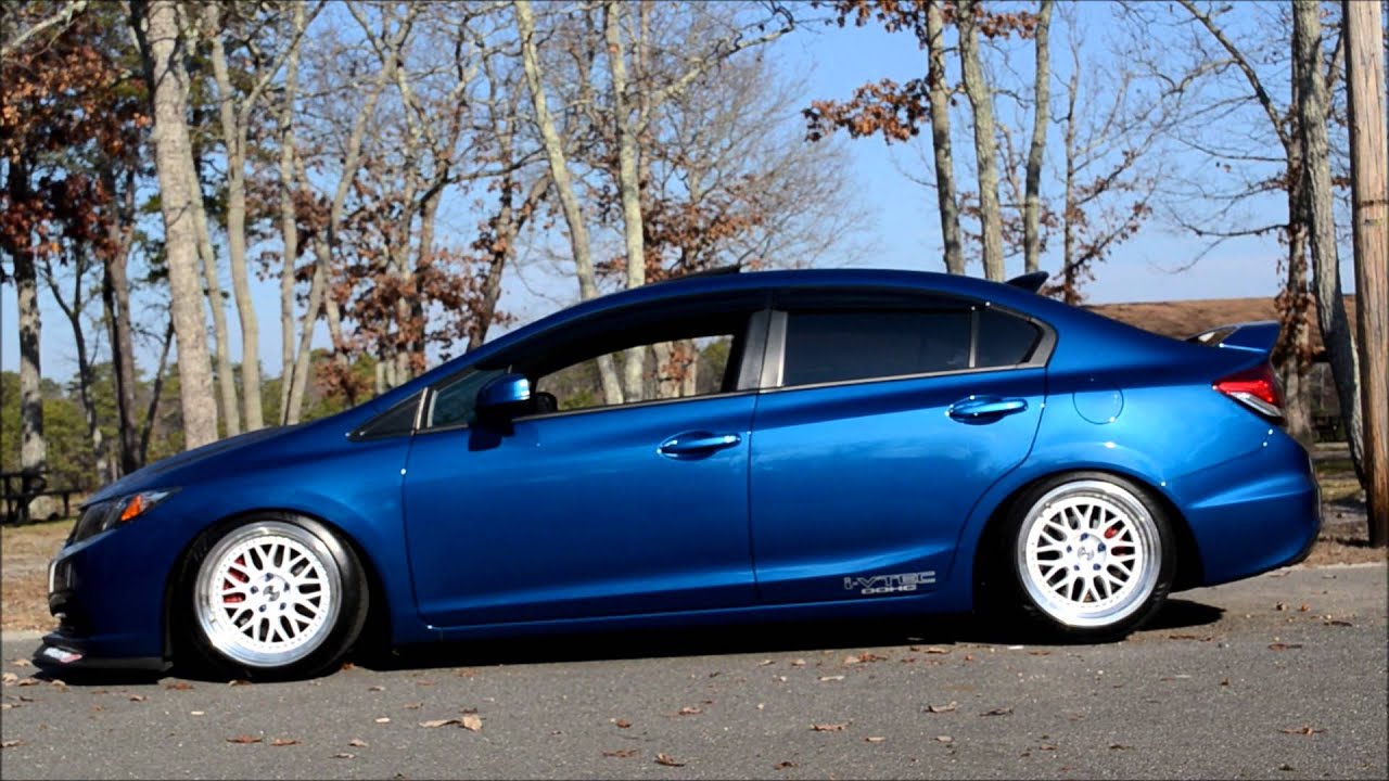 Honda Civic Slammed on Stance "Dynamo Pearl Blue" - YouTube