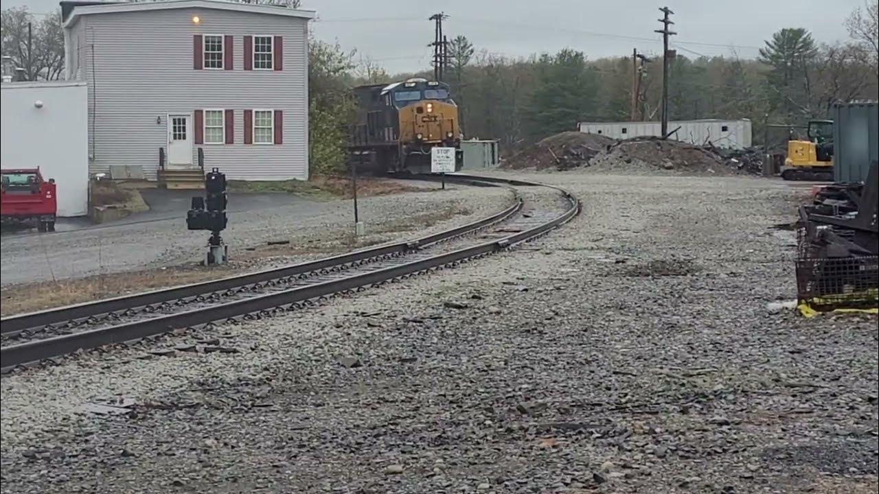 CSX M427 headed out of Ayer light power with KCS and Pan am power - YouTube