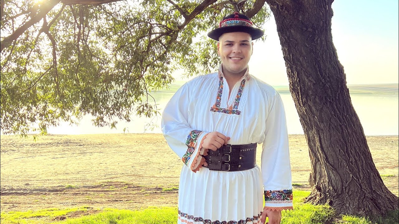 Silviu Avram MI-O TREBUIT ÎNSURAT SOACRA (Videoclip Official 2023) NOU‼ ...