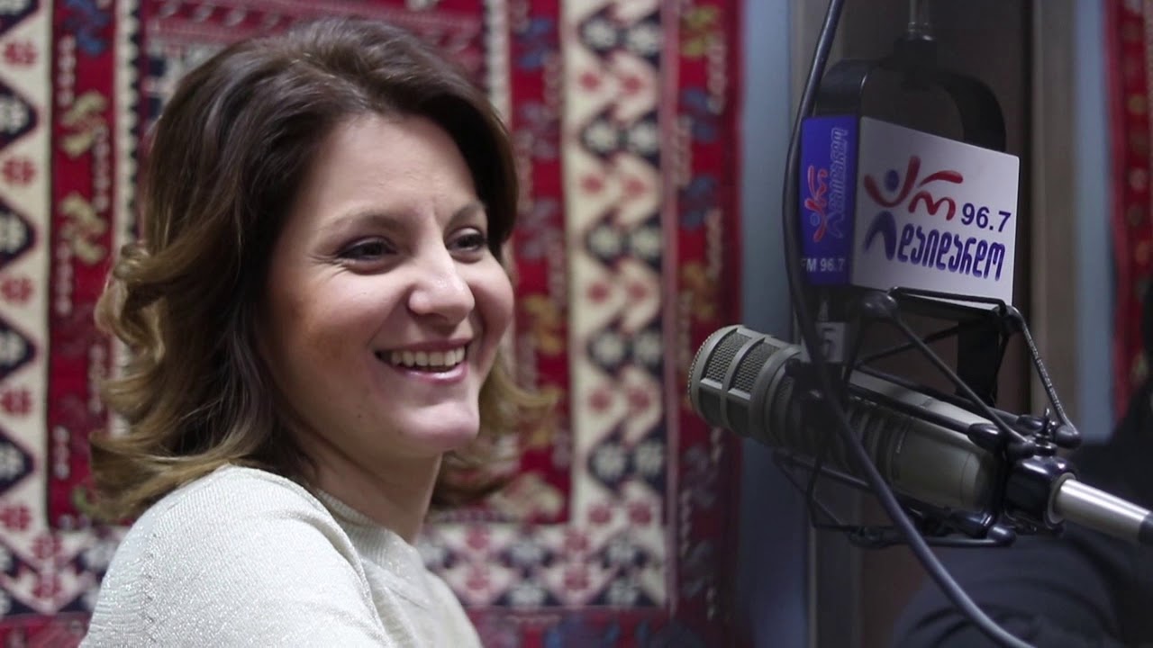 ნეკა სებისკვერაძე And ზვიად ბოლქვაძე გადაცემა ღვინო დუდუკი ქალები