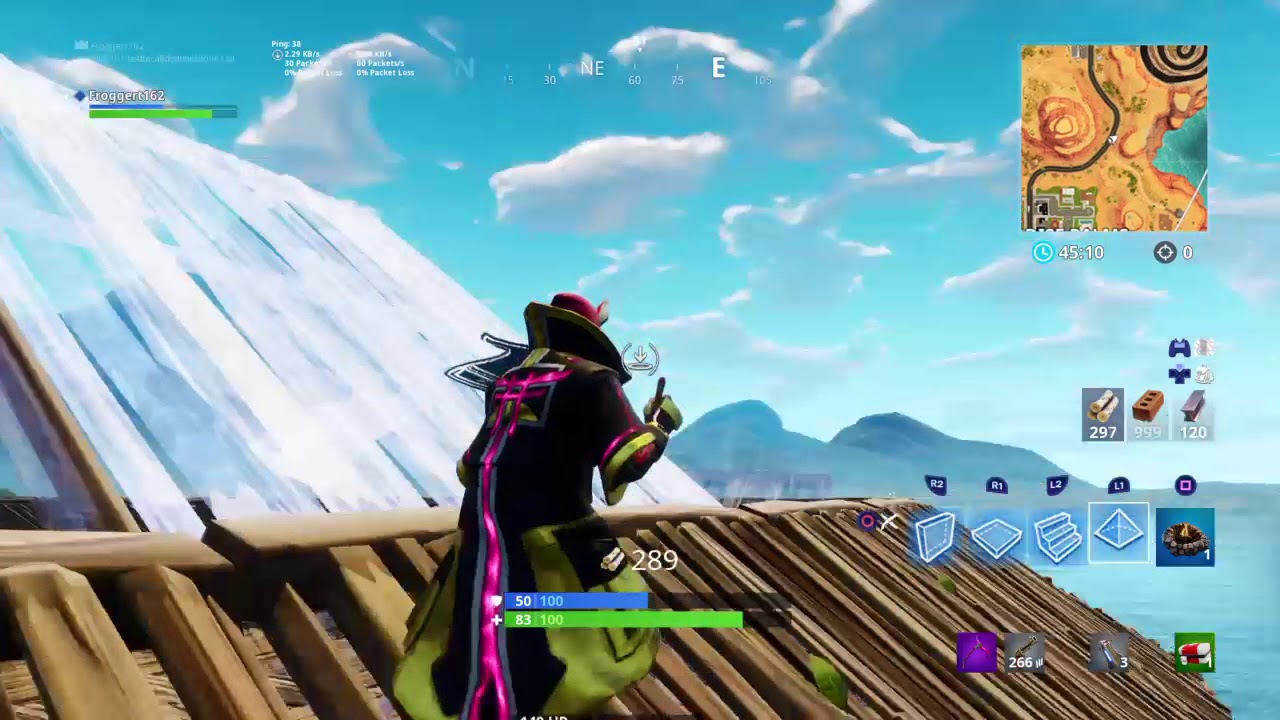 Building a giant Pyramid in Fortnite - YouTube