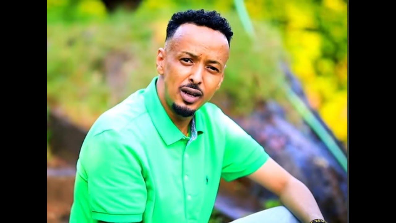 King Khalid heestiisa Najmaay - YouTube