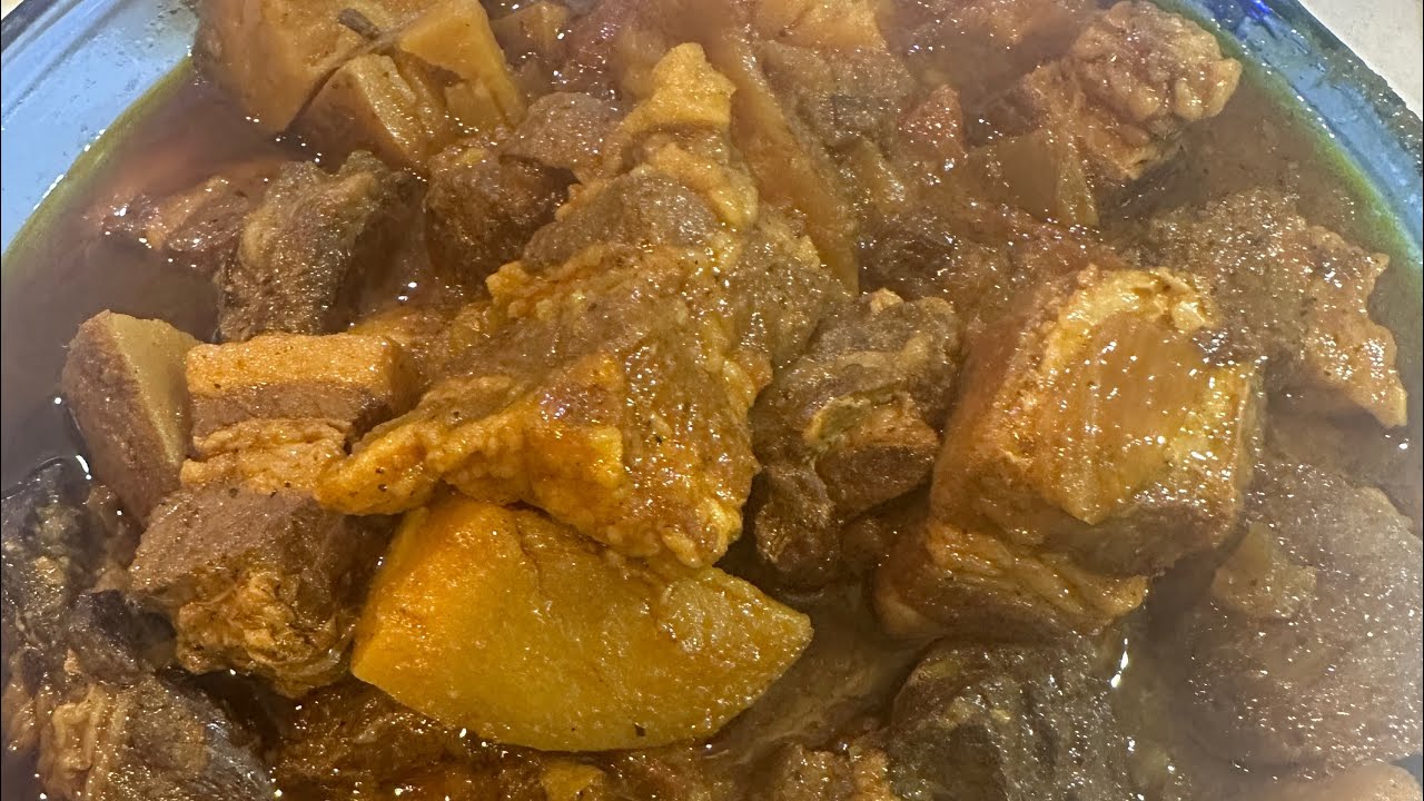 Adobo Pork belly & Beef (dilly dally adobo) - YouTube
