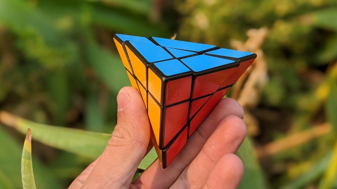 Flat Faced Jing's Pyraminx - YouTube