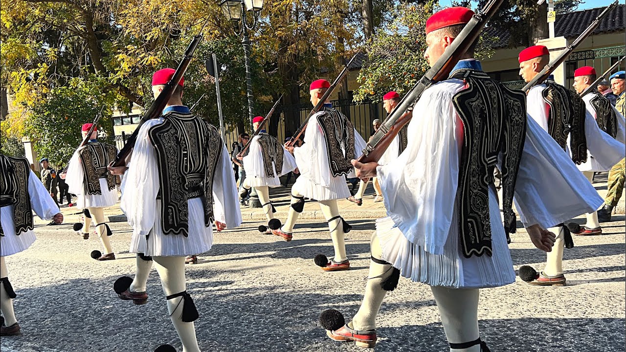 OFFICIAL SUNDAY CEREMONY Evzones special unit of the Greek military in ...