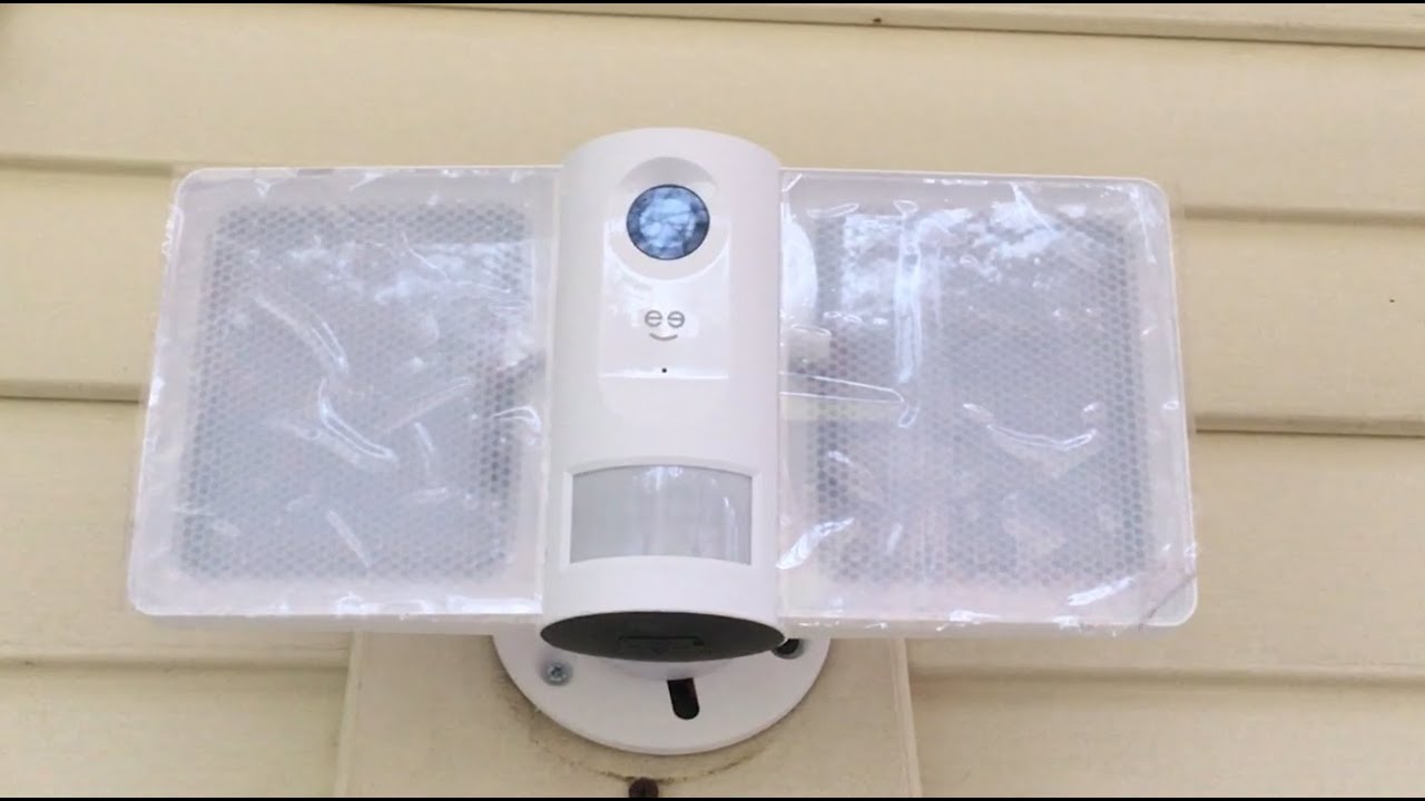 Quick Fix - How to make the Geeni Sentry Floodlight Turn On with Motion ...