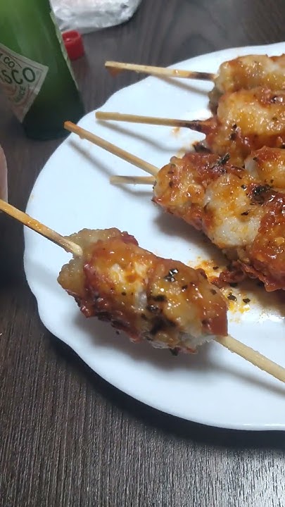 夏限定のトマトソース焼き鳥を食べました - YouTube