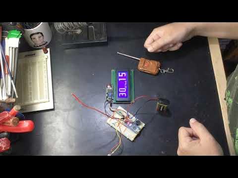 Marcador de jogo de tênis desenvolvido em Arduino com LCD, e pontos somados por controle remoto ...