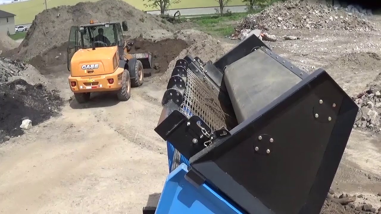 Topsoil Screener 78VF Screening Gravel - YouTube