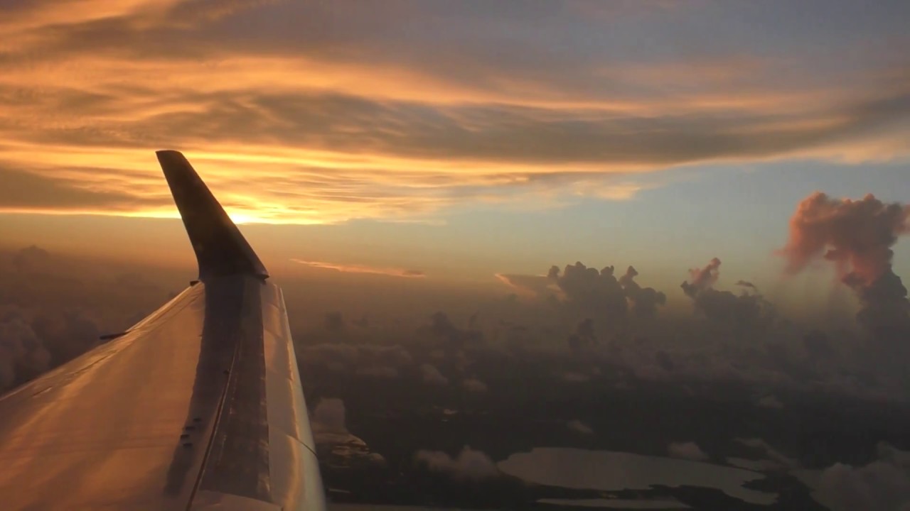 Fantastic sunset Takeoff at Cancun! Boeing 767 Condor - YouTube