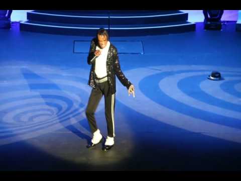 Michael Jonathan live BILLIE JEAN at Roodepoort Theatre 2nd July 2016 ...