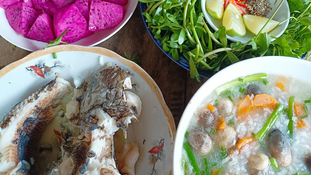 hai mẹ con nấu nồi cháo cá lóc đồng ăn với những lời nói ngây thơ|Bắp ...