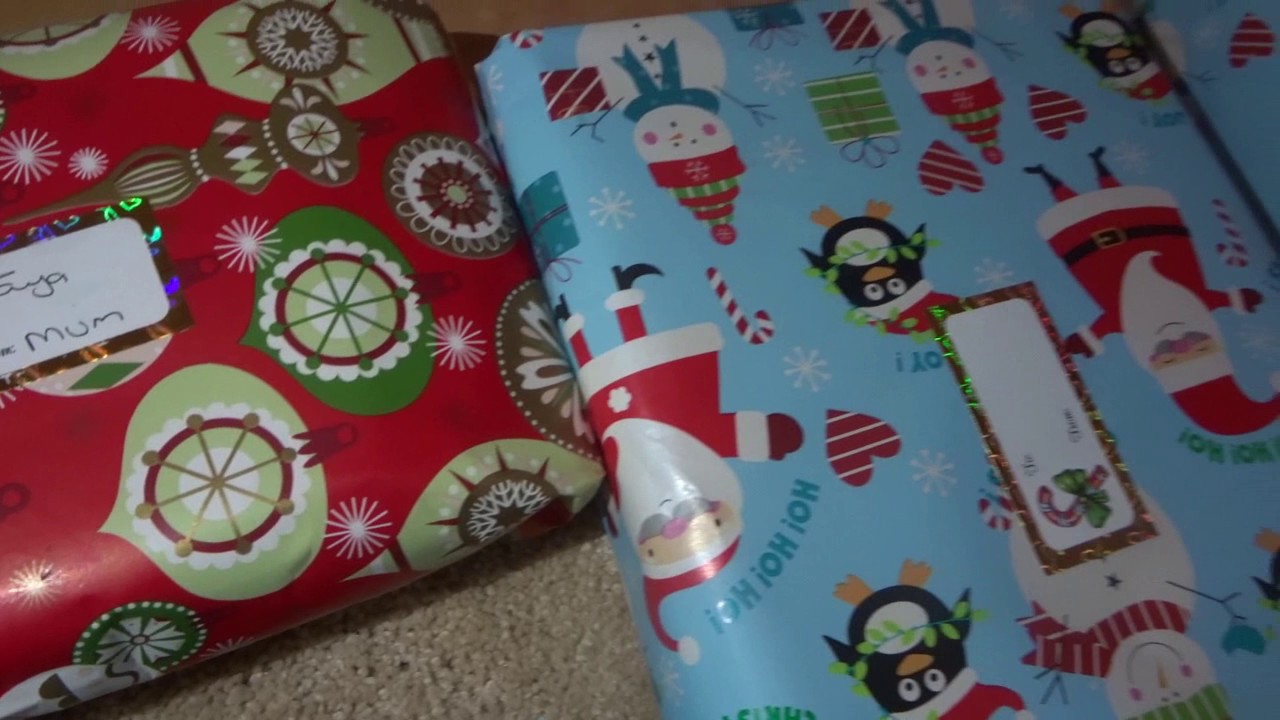 So Many Presents! Christmas Countdown Day 8|TayTayMaree - YouTube
