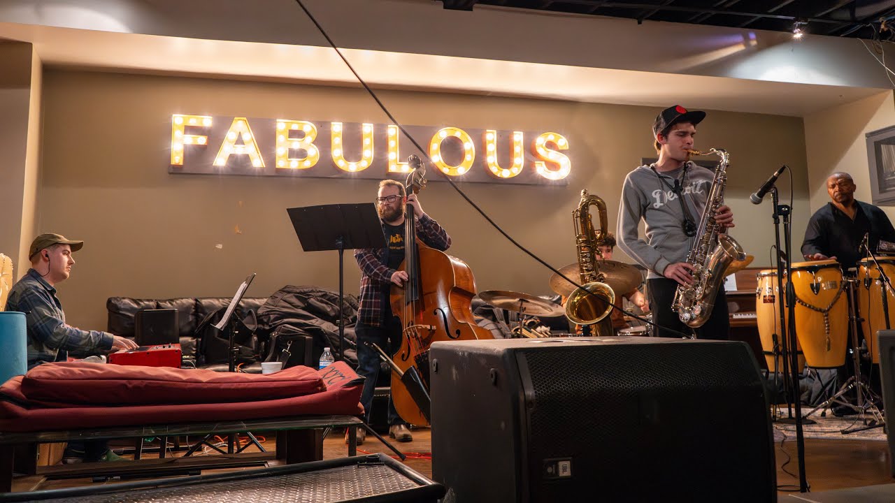 "Tip of My Tongue" - Nate Topo Saxophone - Live at Tony V's Tavern ...