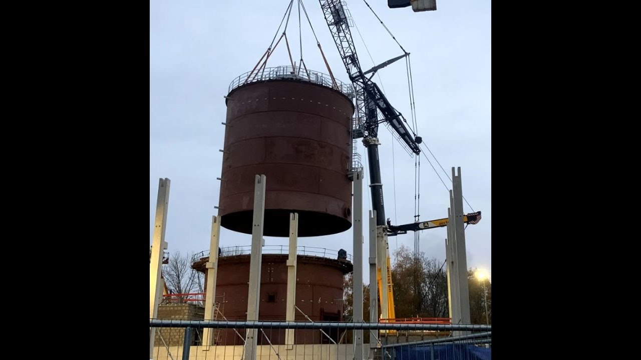 Timelapse hijswerken vergister EcoWerf - YouTube