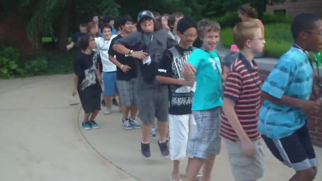 Invisible jump roping - YouTube