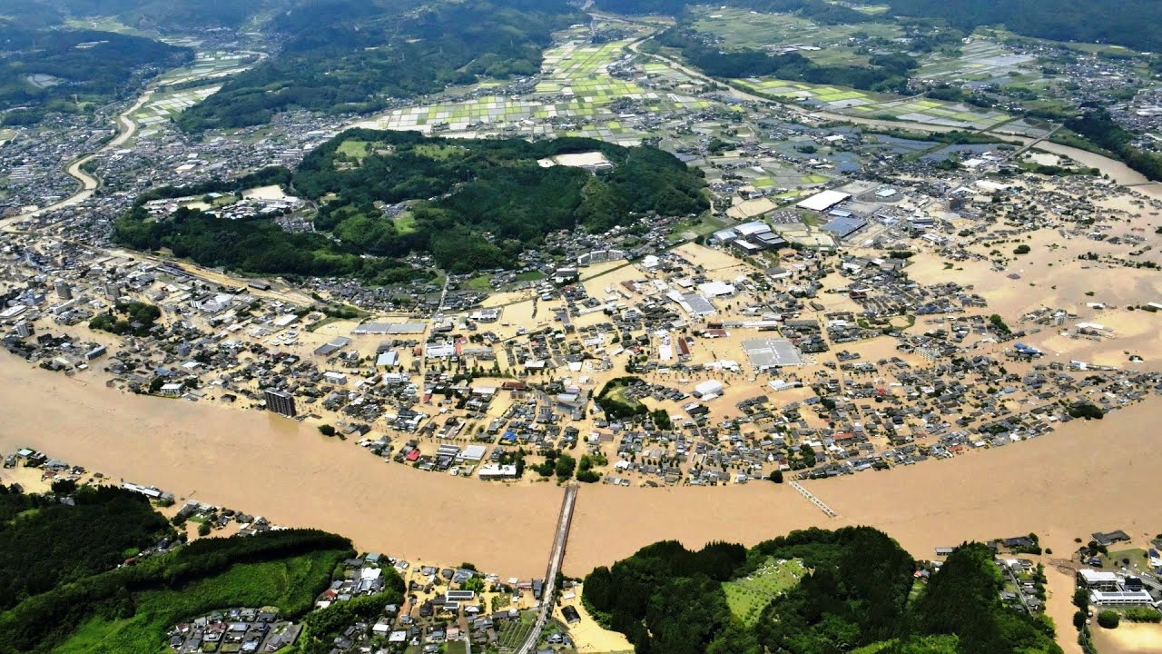 Water apocalypse in Japan: Tokyo goes under water - YouTube