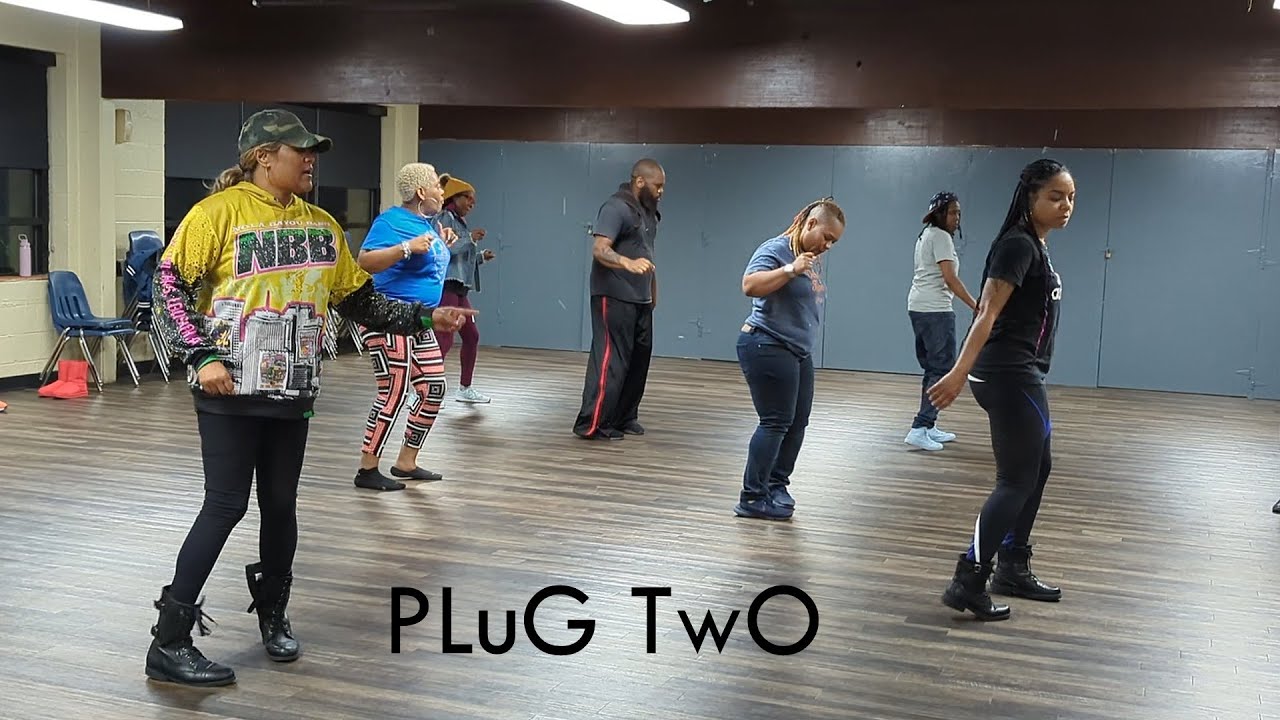 PLuG TwO Line Dance - YouTube