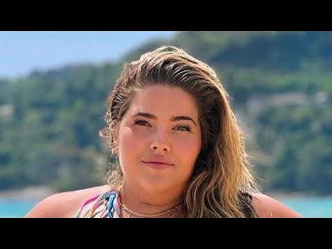 Sam Paige | Plus sized model Curvy Fashion Model | Sam Paige bio wiki, biography