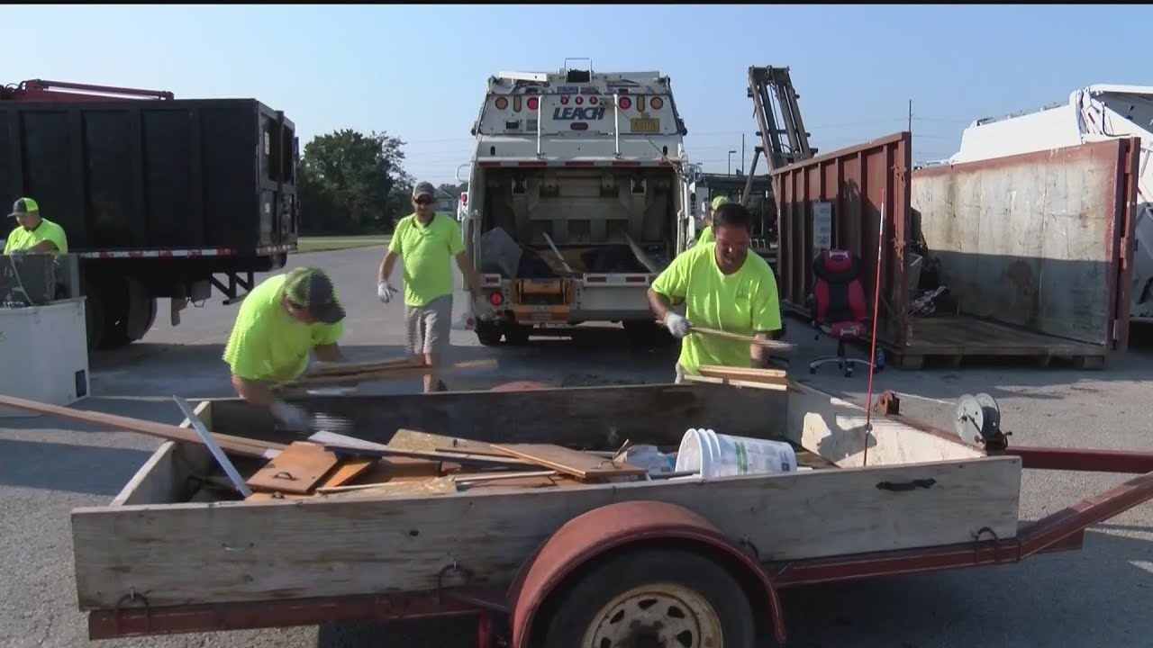 Fayetteville hosts fall bulky waste clean-up KNWA - YouTube