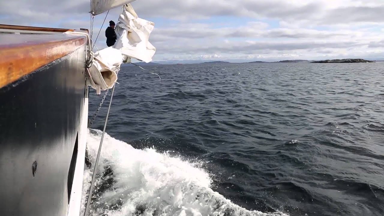 Prolific Sail Training 2min - YouTube