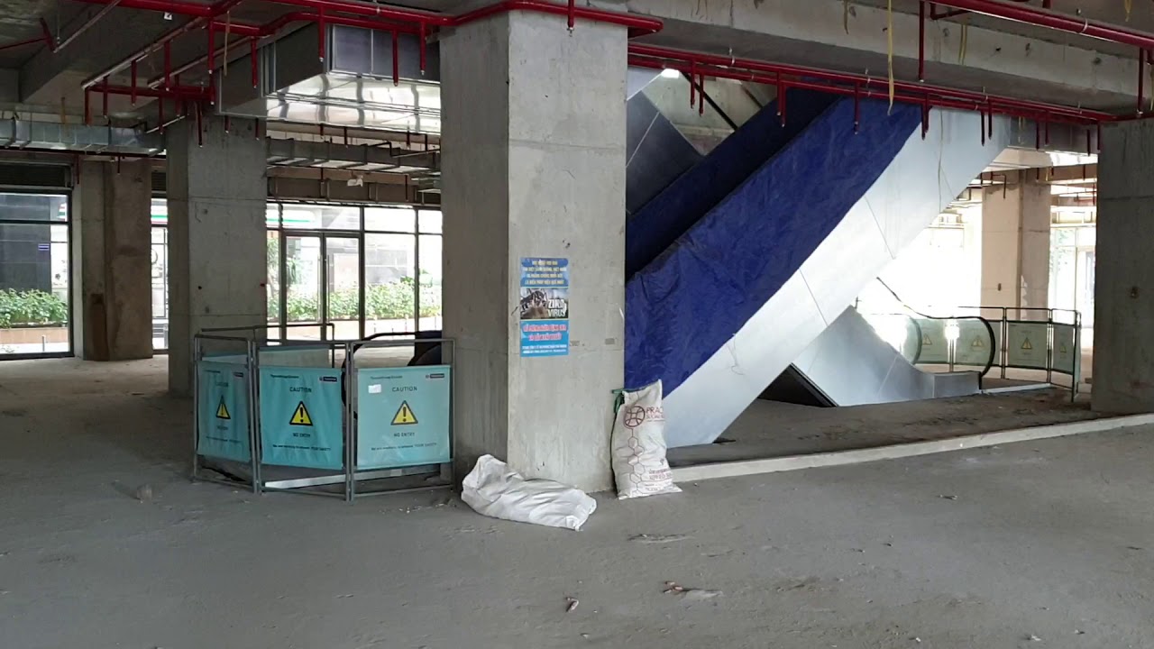 Mega Center Inside - YouTube