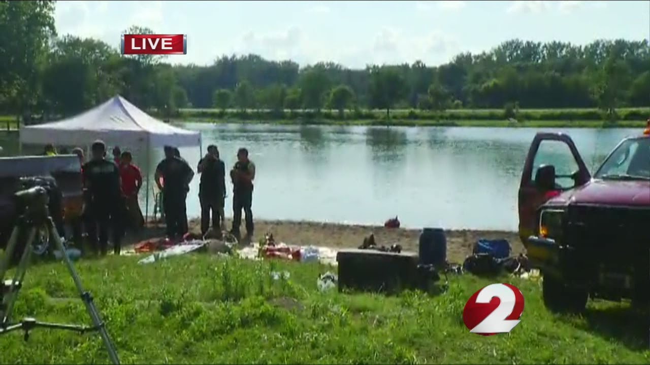 Recovery effort for man at Enon Beach - YouTube