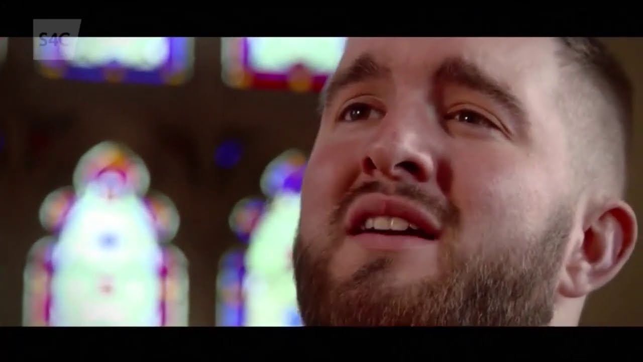 Steffan Lloyd Owen [Suo Gan] - YouTube