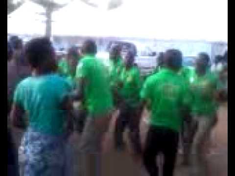 CHIDEDE.MALAWIAN TRADITIONAL DANCE FROM DEDZA - YouTube