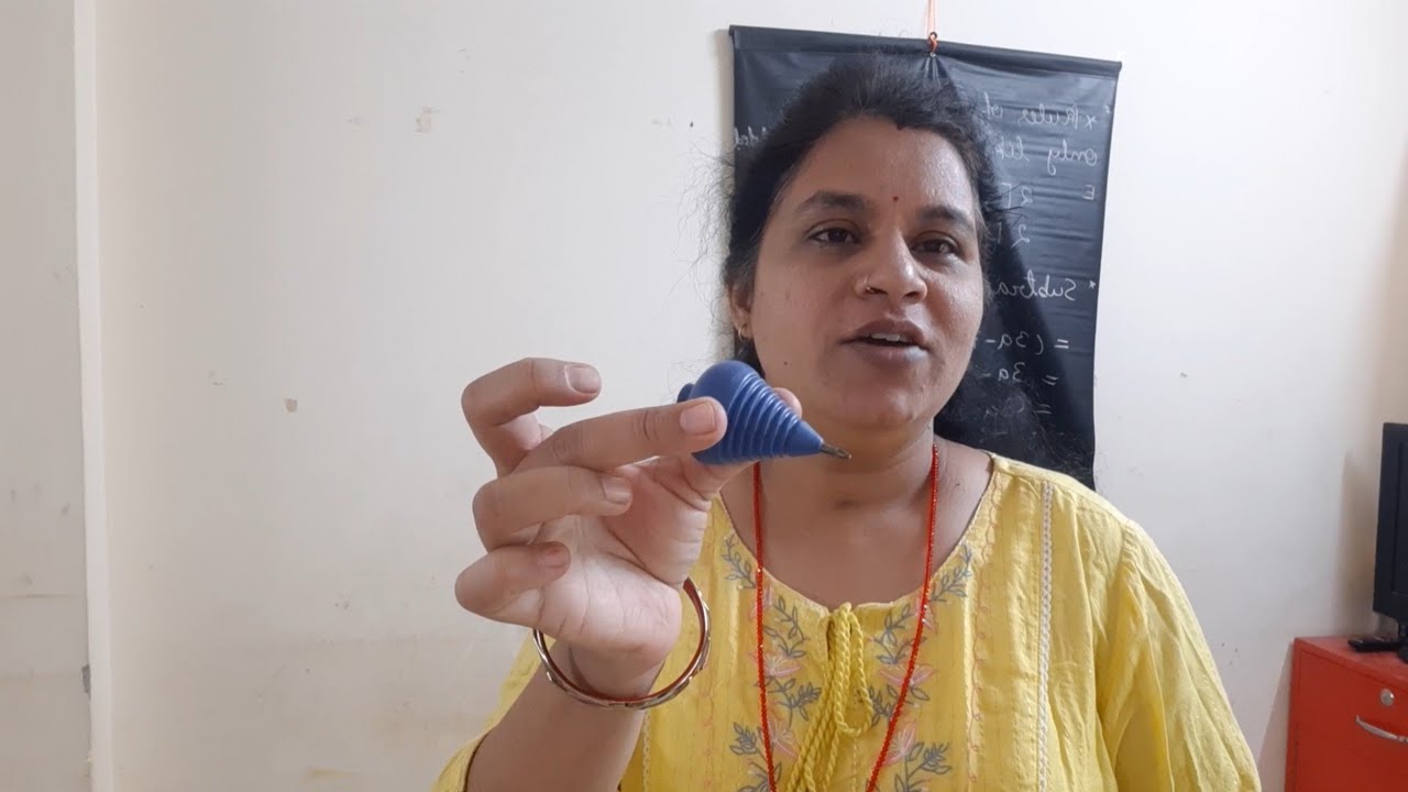 HOW TO PLAY TOP WITH CHILDREN # बच्चों के लिए भौंरा चलाना सीखिए ! - YouTube