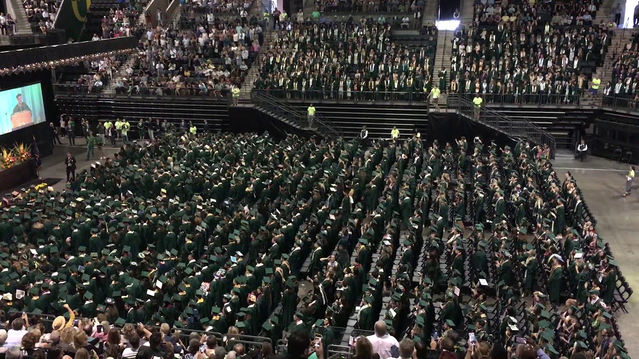 University of Oregon 2019 graduation - YouTube