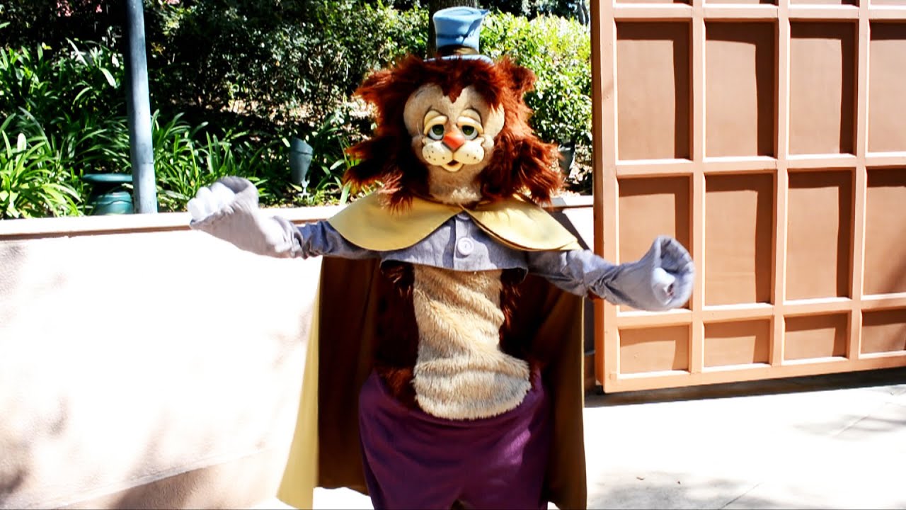 Surprise Epcot Character Meet with Gideon, Stitch, Baloo, King Louie ...