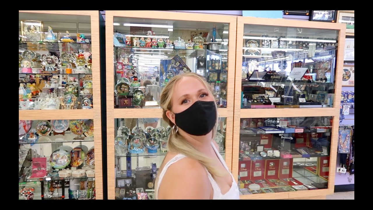 WE WENT TO A DISNEY ANTIQUE STORE! | CHARACTER CORNER KISSIMMEE FL ...