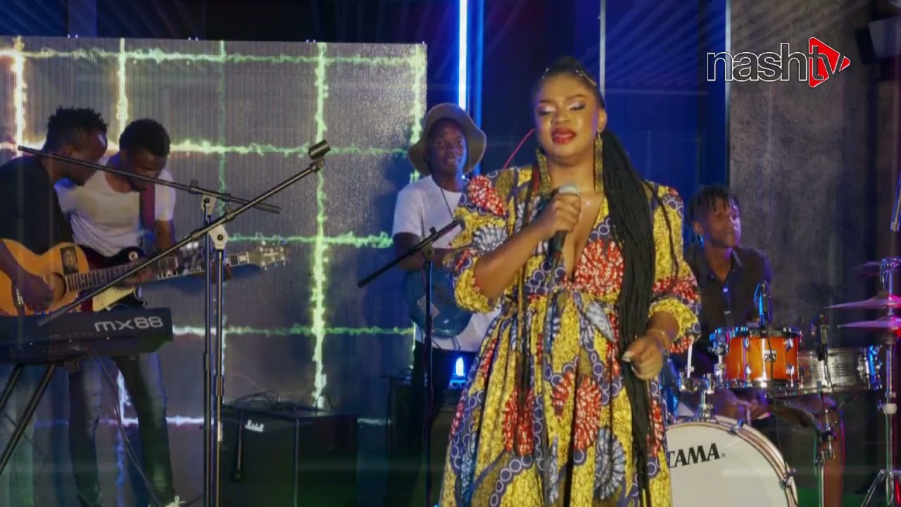 Feli Nandi | Live - YouTube