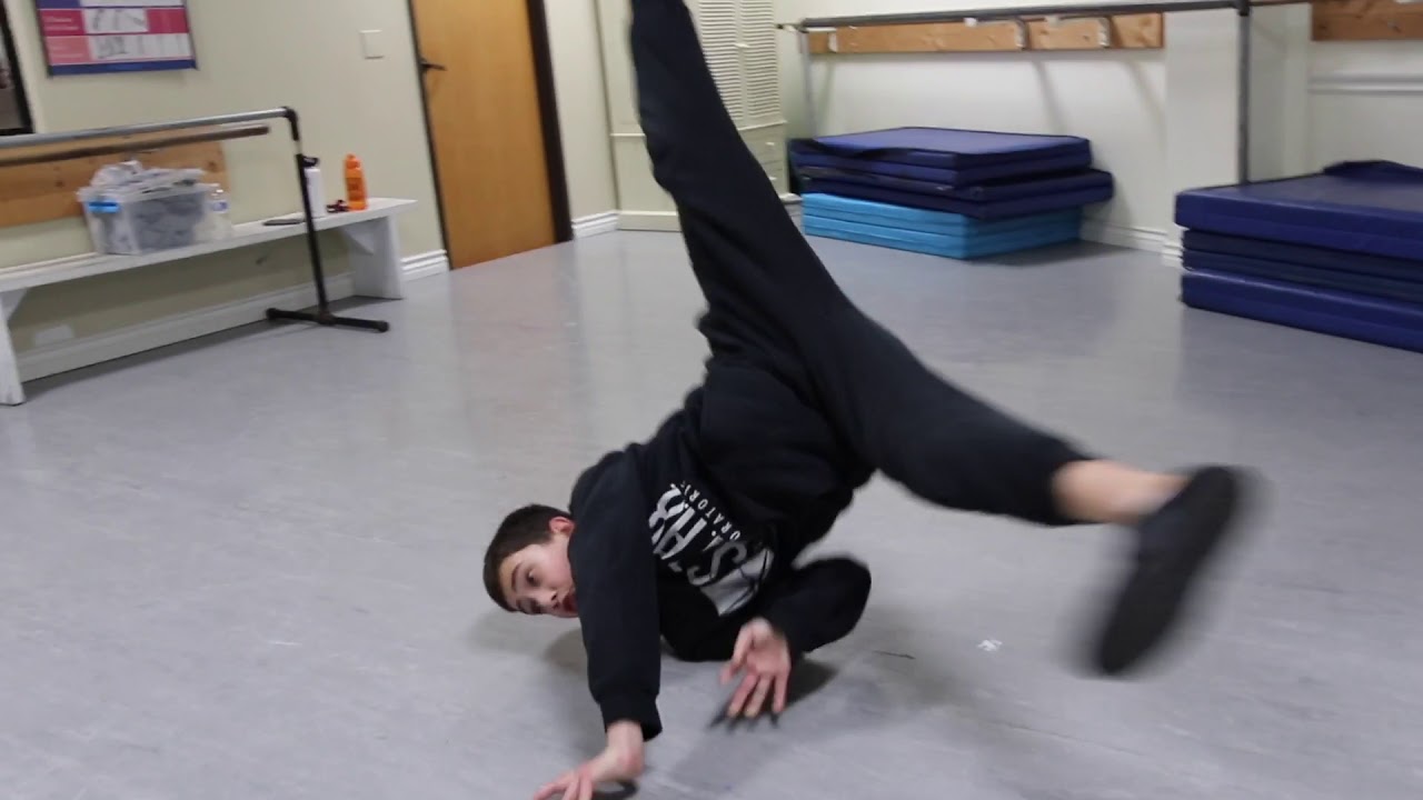 How to Windmill - 1 Minute Breakdance Tutorial - YouTube