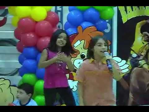 Leandro e Jota Lennon suas Gatinhas. canta( Garota Tantão)