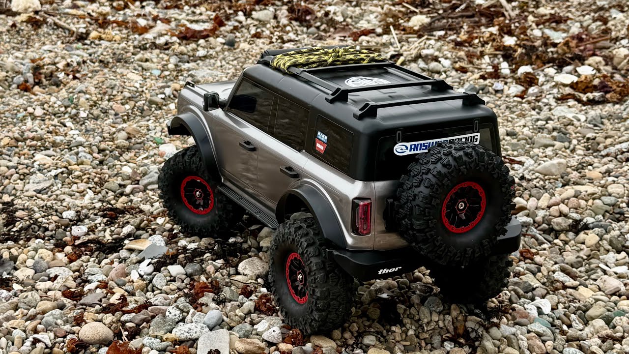 WLtoys 104020 BRONCO style RCcar 짧은 주행해 봤어요 - YouTube
