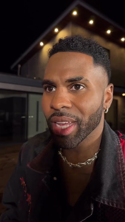 Jason Derulo & Michael Bublé Break World Record For Largest 