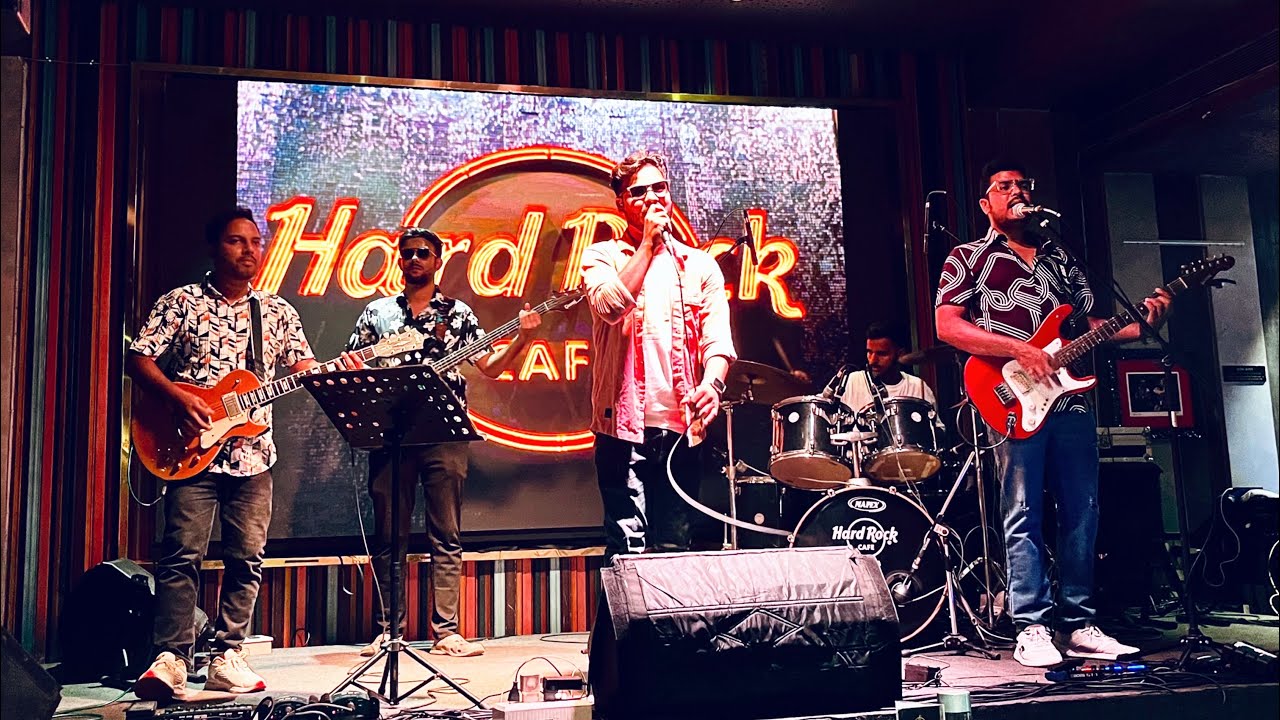 RAABTA |#live #rock | Arijit Singh | HardRock Cafe Kolkata | performs ...