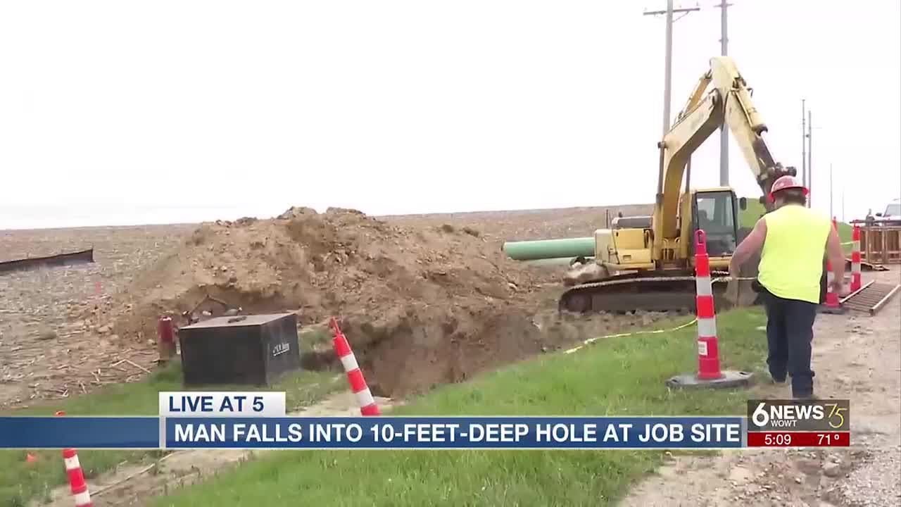 Man falls into 10-foot hole at Sarpy County job site - YouTube