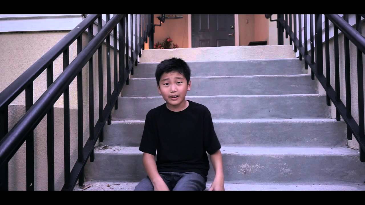 Jackson Geach sings Keane, "Somewhere Only We Know" with Taylor Cowhey ...